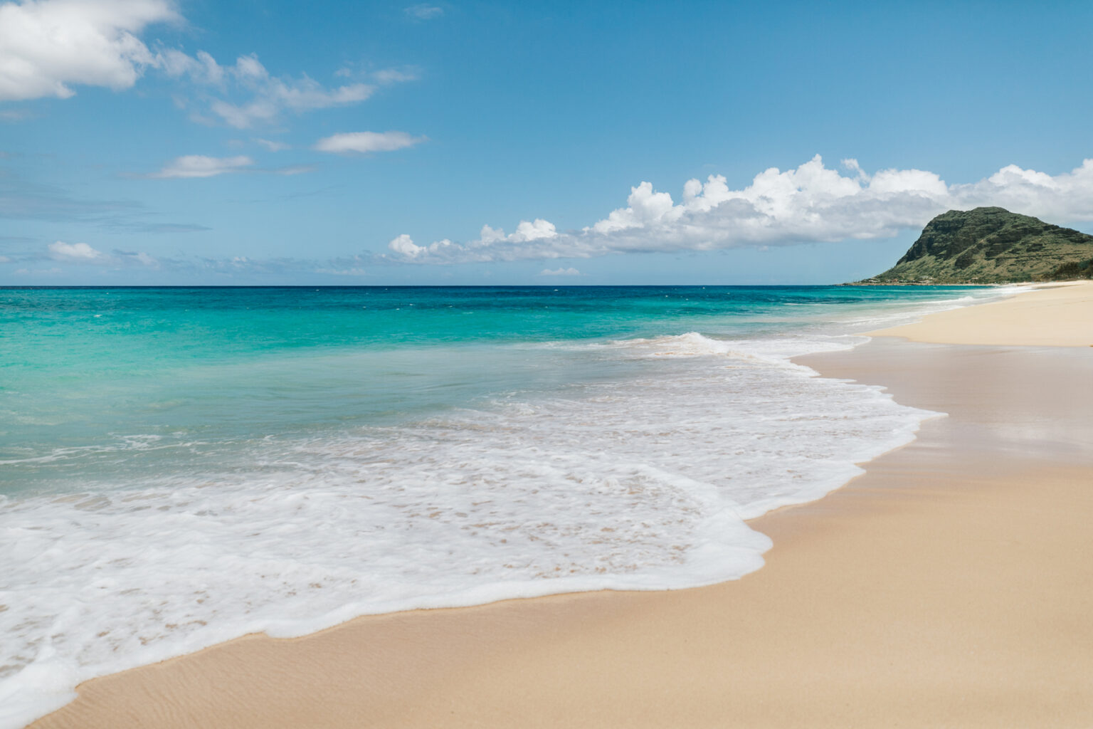 Visit Hawaii in April : Weather, Best Things to Know + Trip Tips (2026)