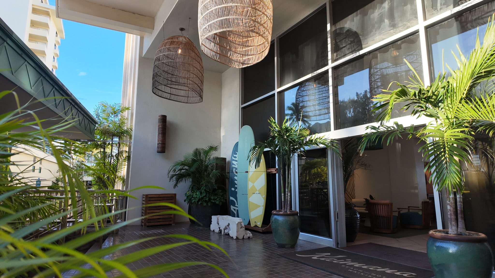 Kaimana Beach Hotel Review: A Waikiki Beachfront Stay